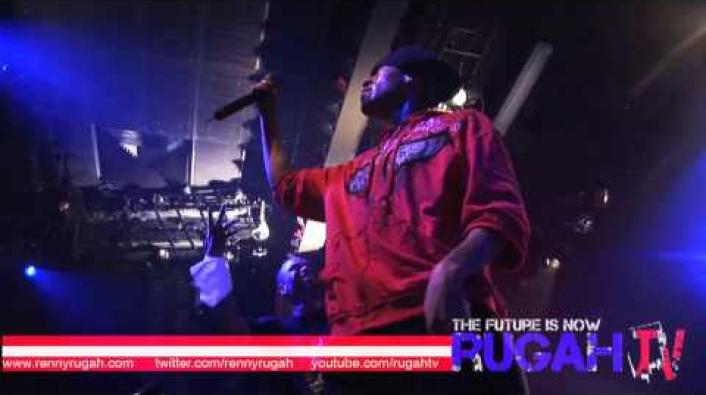 Lucky Fan gets his blunt smoked by Method Man and Redman [Concert] | VladTV