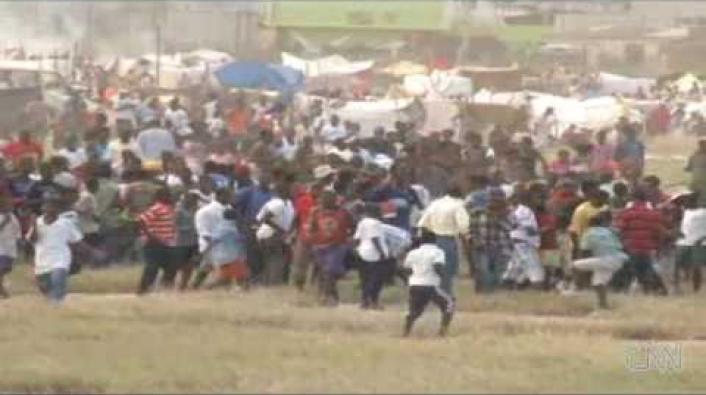 As US Helicopters Drop Food In Haiti The People Are Fighting For Food ...