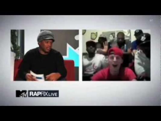 Machine Gun Kelly Carves Plaque For His Fans | VladTV