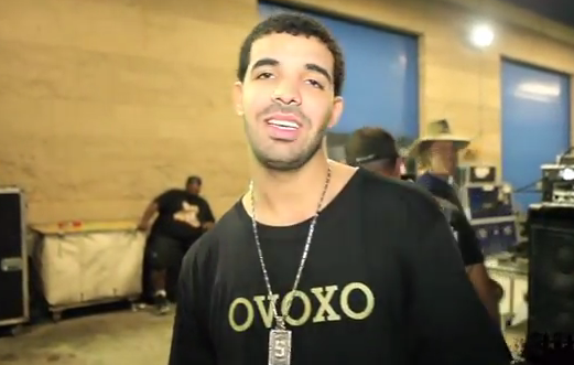 Drake Receives Original Cash Money Chain from 1993 | VladTV