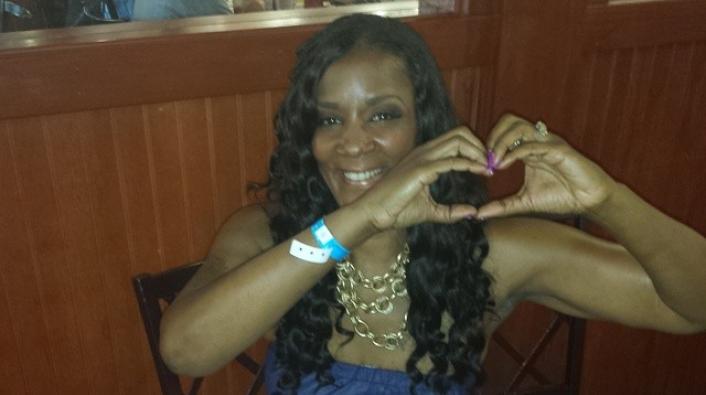 Momma Dee Loses a Tooth During Performance in Atlanta | VladTV